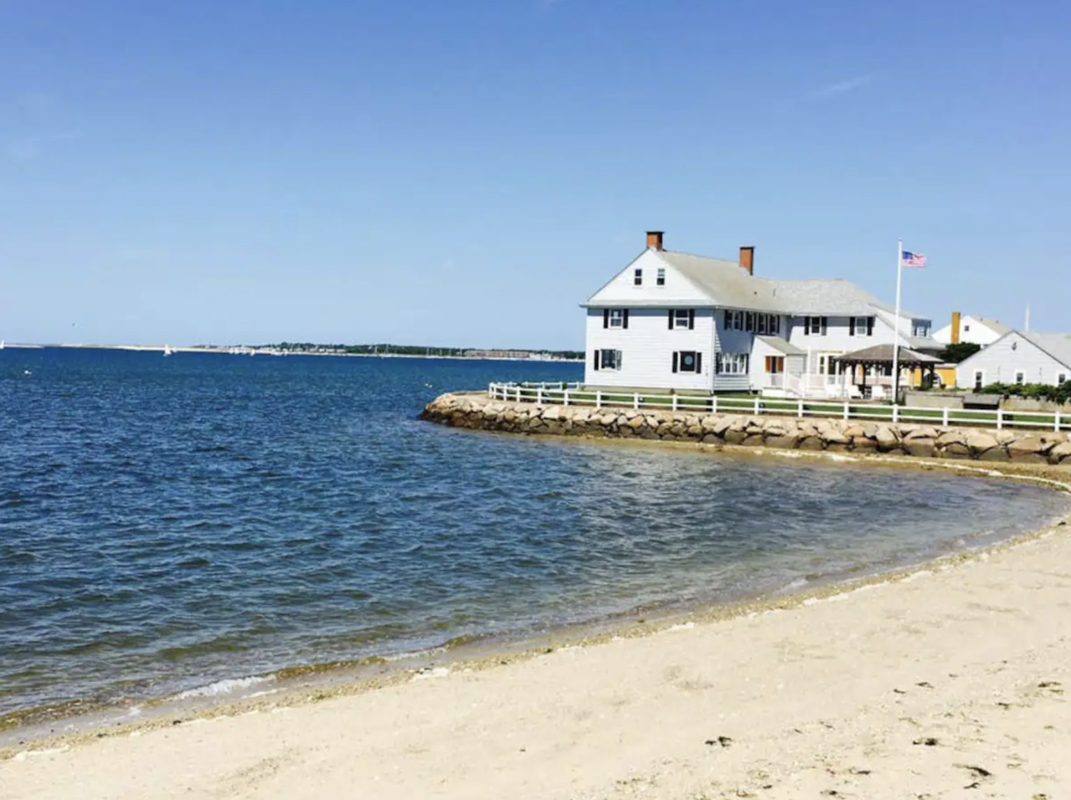 Top Airbnb's on Cape Cod For Your Intimate Wedding